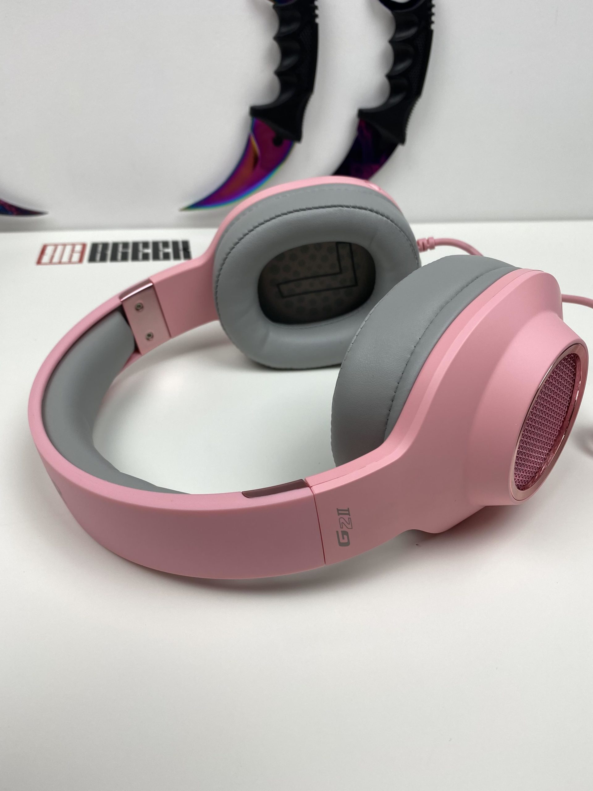 Edifier G2 II USB Gaming Headset Review: living the pink fantasy BGeek